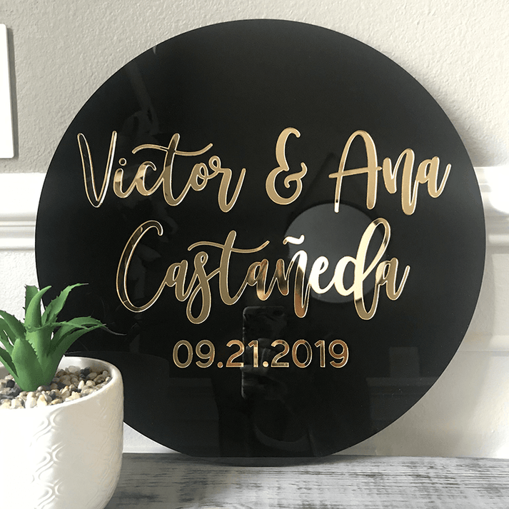 Couples Round 3D Acrylic Wedding Name Sign - Wedding Backdrop Sign ...